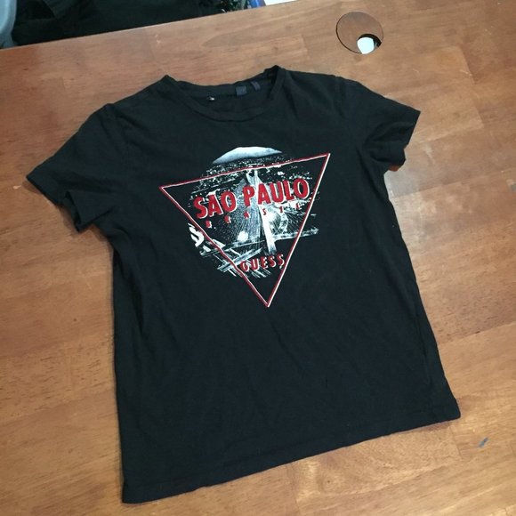 Tops | Guess Black Tee | Poshmark